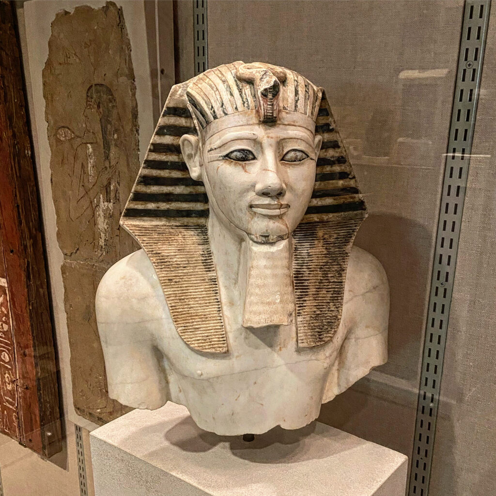 Statue of Thutmosis III - Ancient Egypt Blog